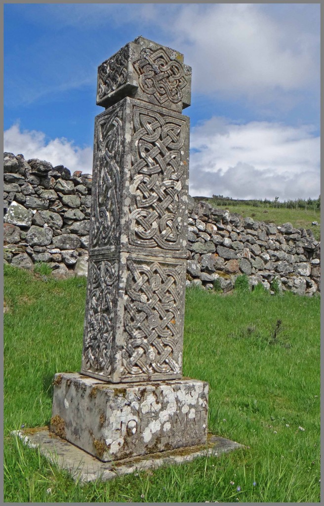 130621 Croich Gravestone - CB500X Photos Gallery