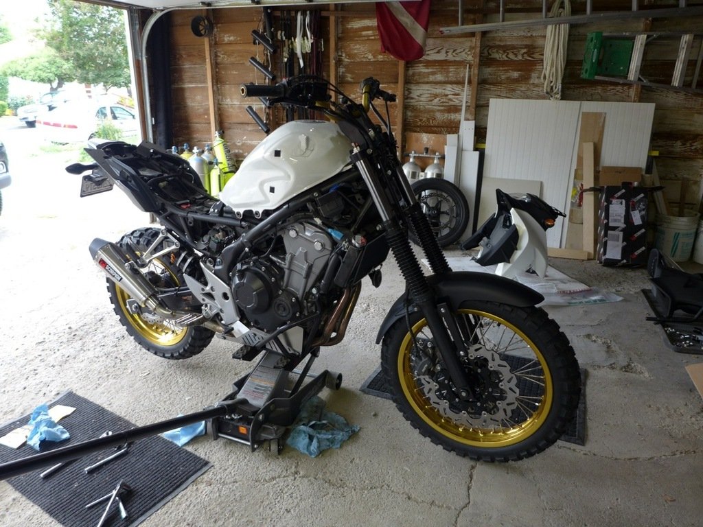 Removal of side panels on my CB500x - Maintenance and Servicing - Honda ...