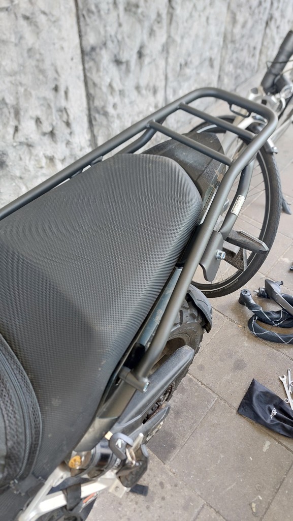 New Hepco & Becker rear luggage rack CB500X/NX500 - Modifications ...